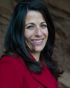 30: Angela Stauffer of New-Terrain.com - Tips Of The Scale